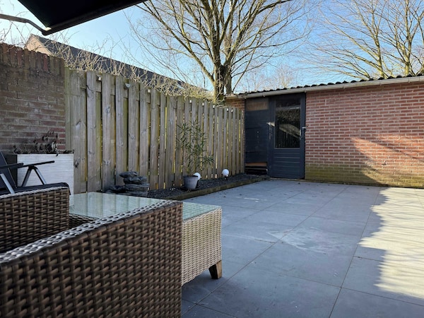 Charming Family Home In Nuenen - Best
