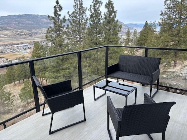Bungalow In The Bluffs - Penticton