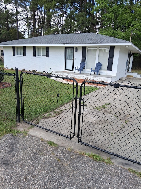 Marvelous 3-bedroom House With Ac In Charming Georgetown - Georgetown, SC