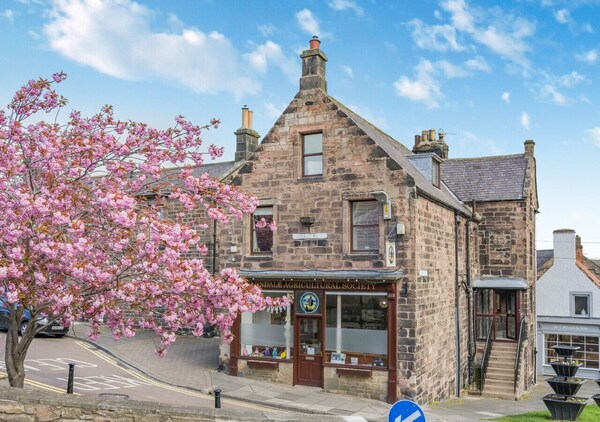 Padley's Place - Three Bedroom House, Sleeps 6 - Wooler