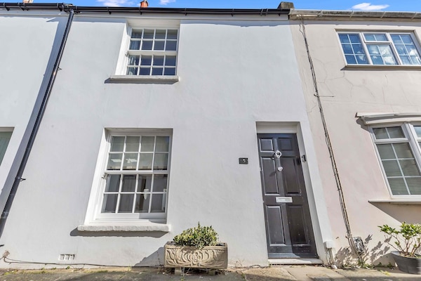 Mill Cottage | By My Getaways - Brighton
