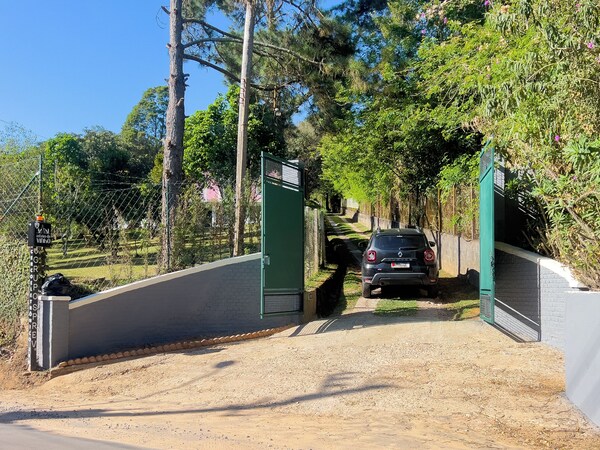 Chalé Encantador Na Rota Do Vinho De São Roque - Design E Natureza Nas Montanhas - Ibiúna