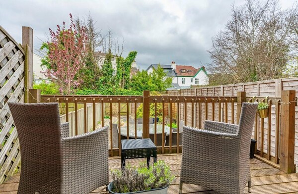 Cheltenham 'Hidden Gem' With Parking, Walk To Town - Cheltenham