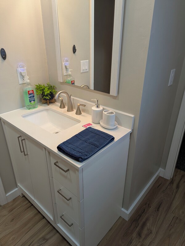 Charming 2-bedroom Cottage With Ac, Wifi In Lovely Camden - Camden, SC