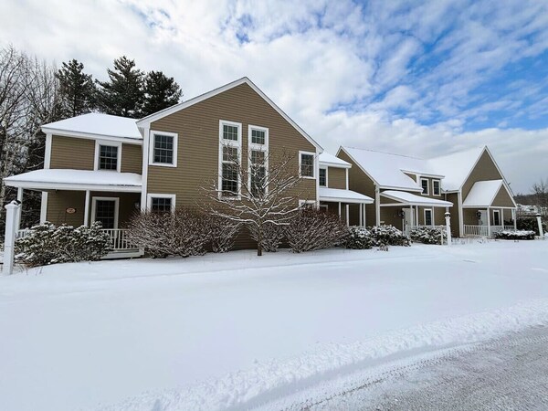 Private Nh Escape | Cozy Fireplace & Deck - Greenfield, NH