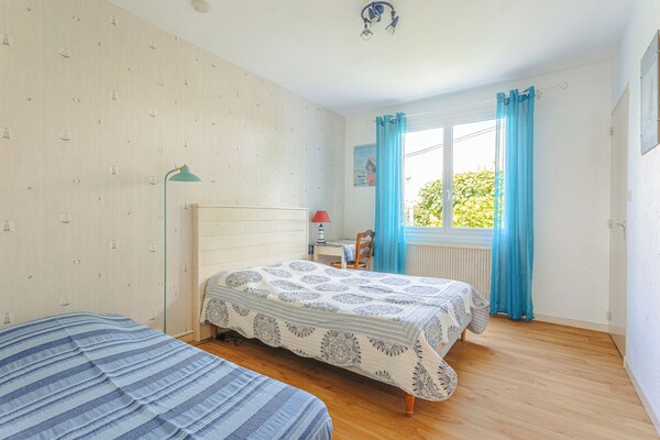 Chambre D'hôtes 'Grillon La Brée Les Bains' Avec Terrasse Partagée, Jardin Partagé Et Wi-fi - Saint-Pierre-d'Oléron