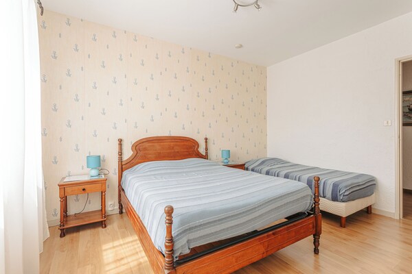 Chambre D'hôtes 'Grillon' Avec Terrasse Partagée, Jardin Partagé Et Wi-fi - Saint-Pierre-d'Oléron