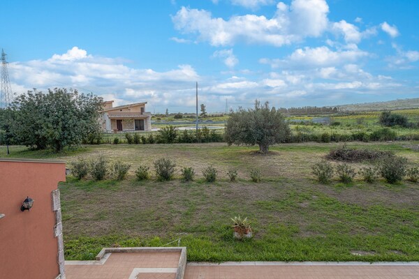 Room 'Al Palmento Relais - Chardonnay R10' With Shared Pool, Wi-fi And Air Conditioning - Belvedere