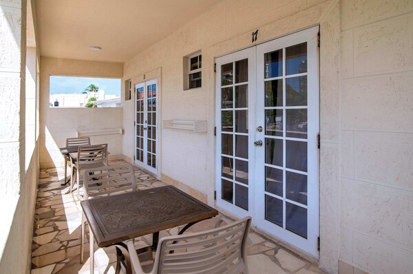 Cozy Room Near Beaches And St. Lawrence Gap - Bridgetown