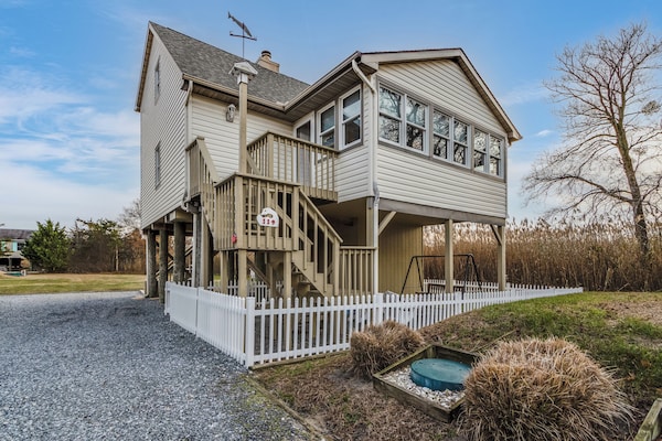 Pet Friendly Broadkill Beach Retreatwhere Coastal Living, Natural Beauty, And Relaxation Come Together In Perfect Harmony! - Delaware