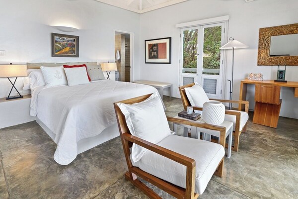 Villa Offers A Private Balcony With Picturesque Views Of Stunning Seascape Areas - Culebra