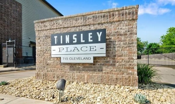 Downtown1bedroomaptw/ Gameroomnocleaningfee-3 Beds - Baylor University, Waco