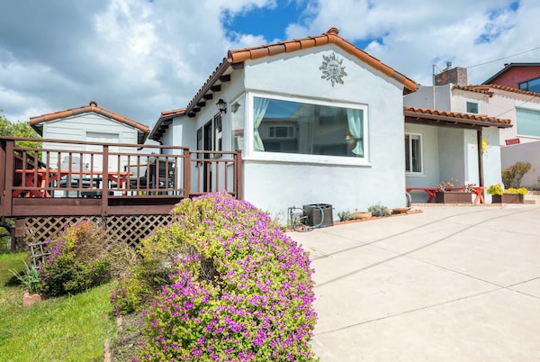 Adorable Rio Del Mar Beach House - Steps To Beach! - Hidden Beach, Rio Del Mar