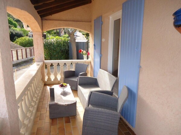 Air-conditioned Holiday Villa 3 Bedrooms Sea View - Cavalaire-sur-Mer