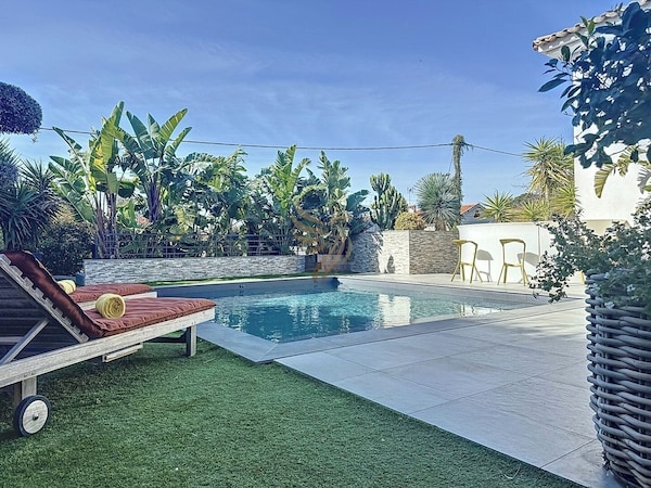 Villa D'exception à Saint-raphaël Centre-ville And Tout à Pied - Saint-Raphaël