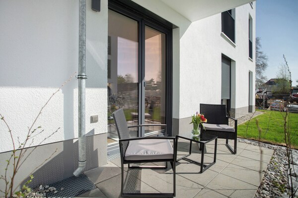 Apartment 'Terrace Loft By Botanical Garden' With Private Terrace, Balcony And Wi-fi - Greifswald