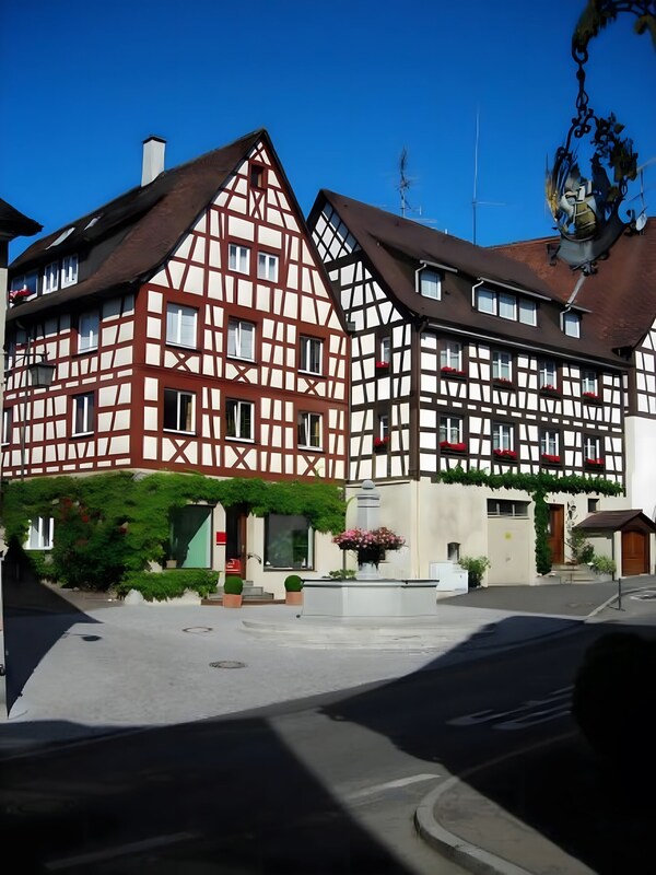 Appartement 'Wohnen In Der Altstadt 2' Avec Wi-fi - Allensbach