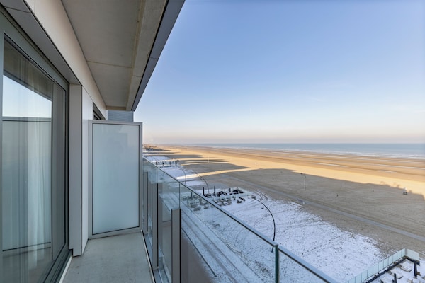 1 Bedroom Accommodation In De Panne - La Panne