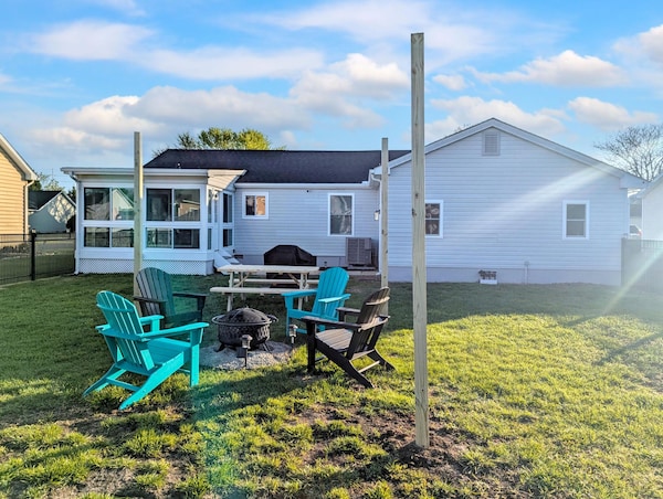 3-bedroom House With Ac, Wifi In Lovely Rehoboth Beach - Lewes, DE