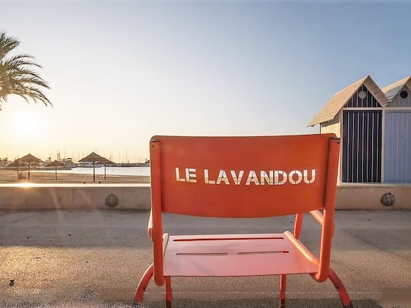 Studio Au Lavandou, Terrasse, Climatisation, Proche Plage - La Favière