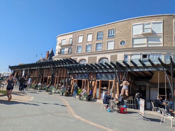 Un Appart à La Mer, Juste à Descendre Les Escaliers Et Vous êTes Sur La Plage! - Saint-Jouan-des-Guérets
