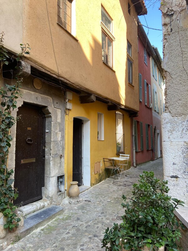 Maison Au Coeur Du Village Climatisée 70m2 - Cagnes-sur-Mer