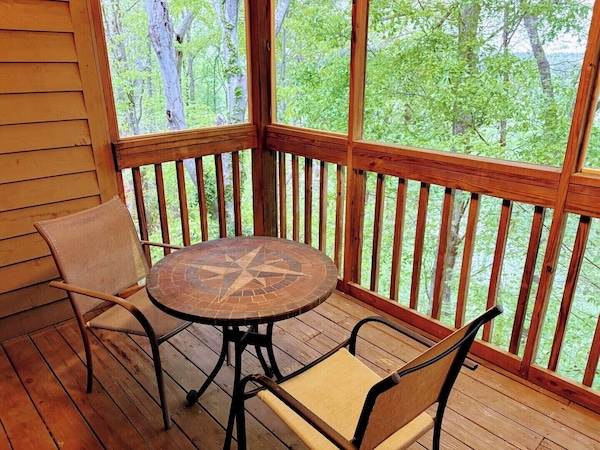 Saluda Retreat - A Quiet Riverfront Stay Minutes From Downtown Columbia - Columbia, SC