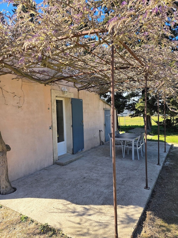 Luboregard, Vue Sur Le Luberon, Gite De 45m² Avec Piscine - Cavaillon
