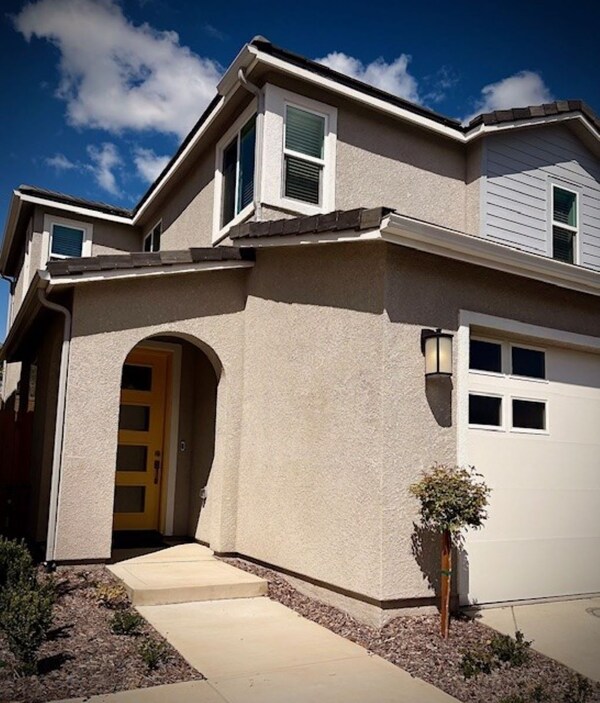 3-bedroom House In Beautiful Madera In Private Gated Community W/pool Access - Millerton Lake State Recreation Area, Friant