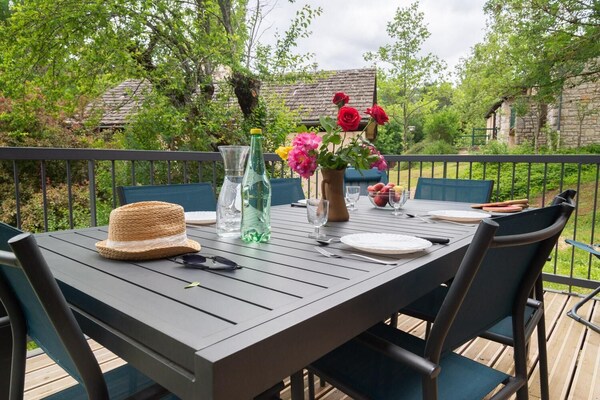 Location 4/6 Pers. Premium - Village De Gites Des Bruguières - La Canourgue
