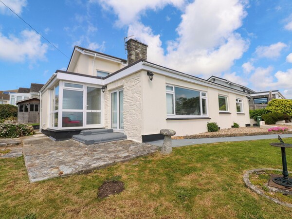Karenza, Pet Friendly, Character Holiday Cottage In Penzance - Penzance