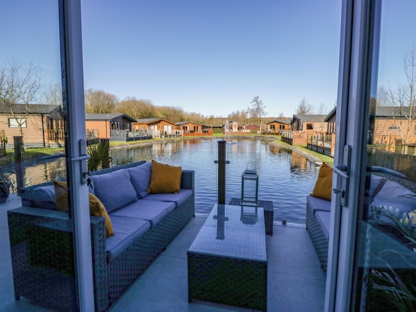 Coniston View Lodge, Pet Friendly, With Pool In Carnforth - Arnside