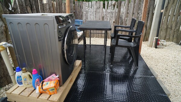 Grande Tiny House Con Bañera, Agua Caliente, Lavadora/secadora, Y Cama King. - Santiago de Tolú