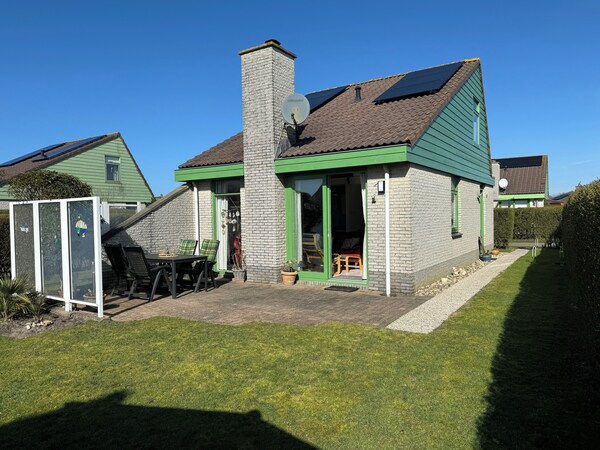 2 Bedroom Accommodation In Julianandorp Aan Zee - Den Helder