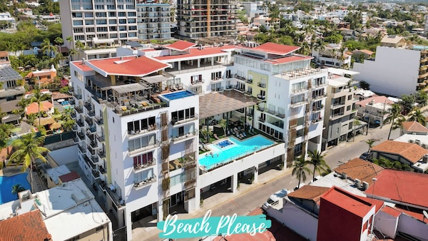 Life: Golden Zone 2br W Ocean Views, Pool + Gym - Bucerías