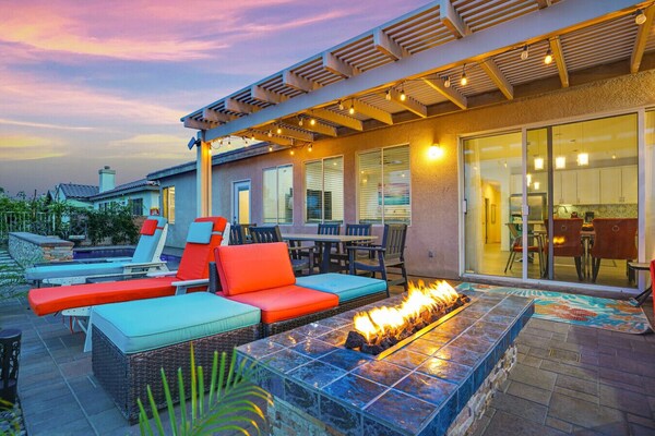 Greenside Estate: Golf Paradise, Bbq, Pool & Spa - Indio, CA