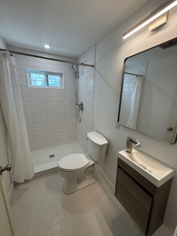 Spacious 4-bedroom Condo - Steps From Asbury! - Ocean City, NJ