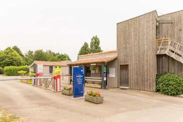 Camping 3 éToiles - Piscine  - Ccbafef - Vendée