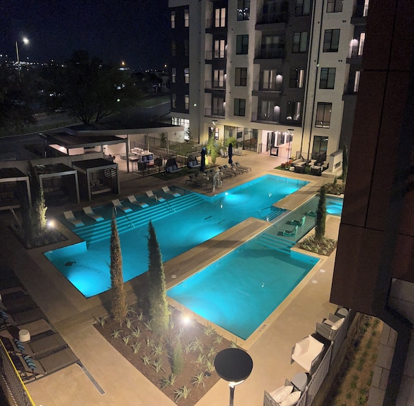 Sleek & Serene 1br Retreat  Minutes From Everything - Windsor Hills - Austin