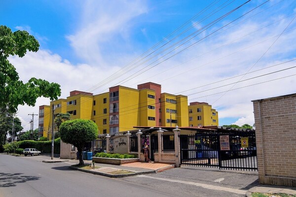 Habitación Deluxe Cali Cerca A Universidades,restaurantes,supermercados, - Cali