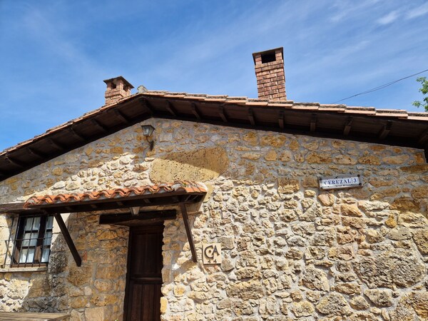 Find Peace In Asturias At Tierra Guna - Caravia