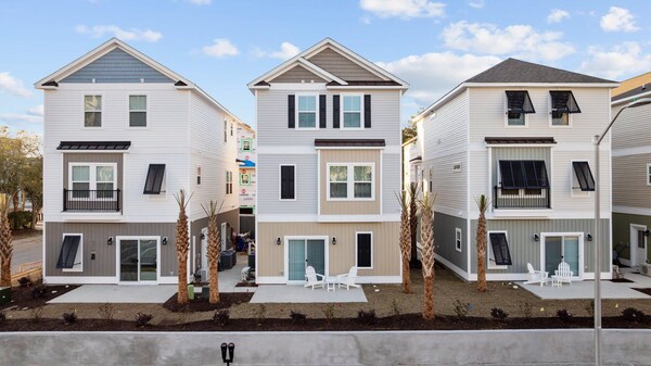 Top Sail Jewel - Steps From Ocean - Garage - Myrtle Beach, SC