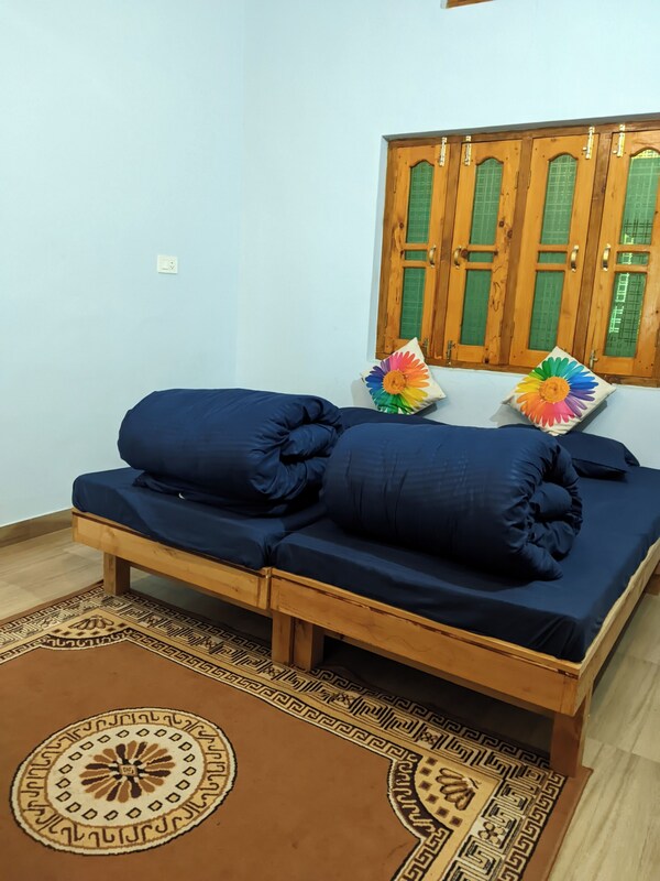 Benzer Stays | Cozy Himalayan Peaceful Retreat - Uttarakhand