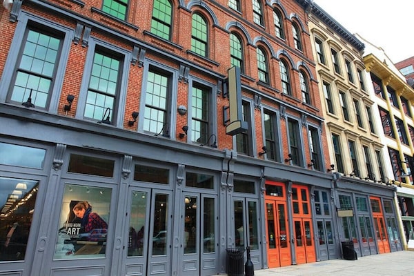 Cw | Downtown | Sleeps 6 | Heart Of Whiskey Row - New Albany, IN