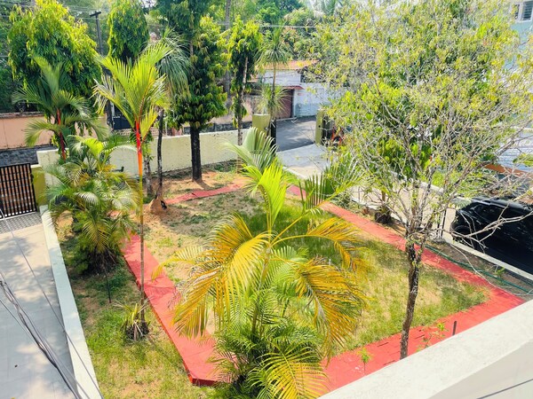 Charming 3-bedroom Villa With Wifi, Ac In Fabulous Thiruvananthapuram - Thiruvananthapuram
