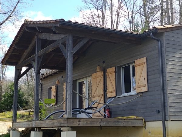 Cosy Chalet With Private Indoor Spa, Hotel-style, Quiet Location Near Sarlat - Vézac