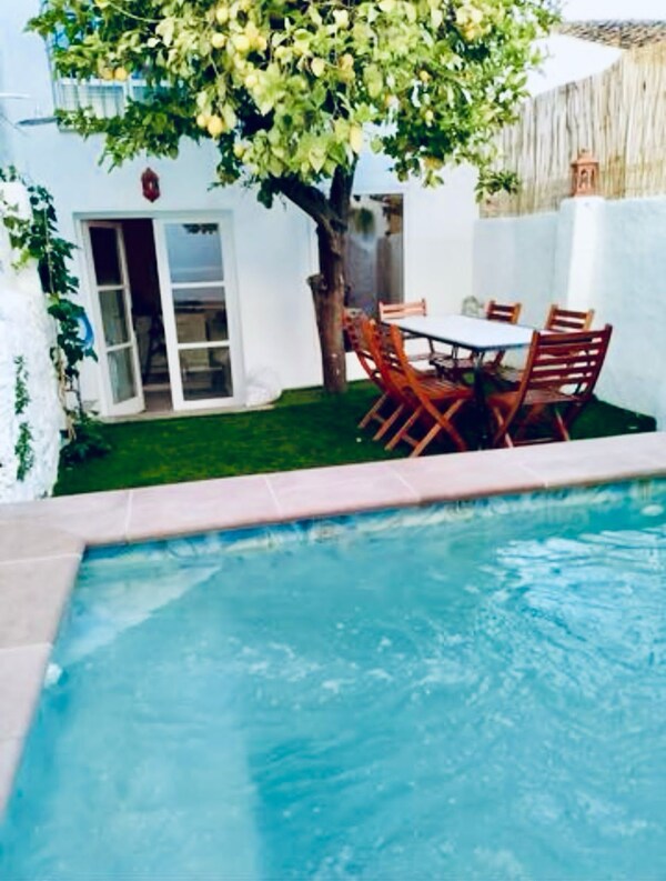Casa Limón. House With Pool In The Heart Of The White Villages. - Algodonales