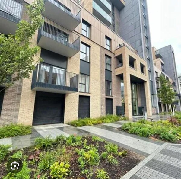 The Sunrise Den-lovely 2 Bedroom Apartment/parking - Aeropuerto de Londres Stansted (STN)
