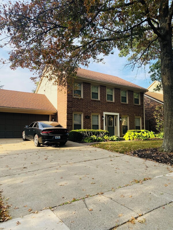 Lexfunzone! Fam/friendly Oasis! Great Park/neighborhd! Hottub! Gamerm! Sleep 8! - Lexington, KY