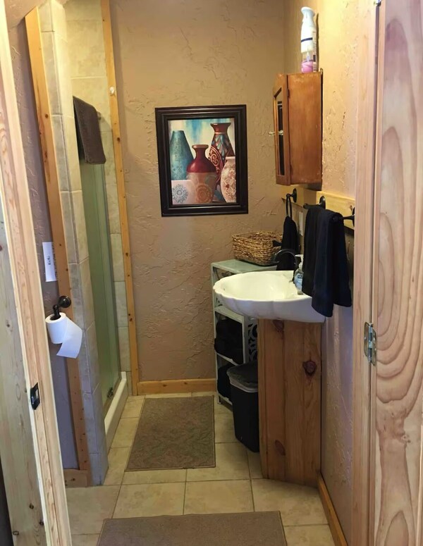 4 Seasons Lodge Year Round Outdoor Mountain Paradise! In Beautiful Cora Wyoming. - Wyoming